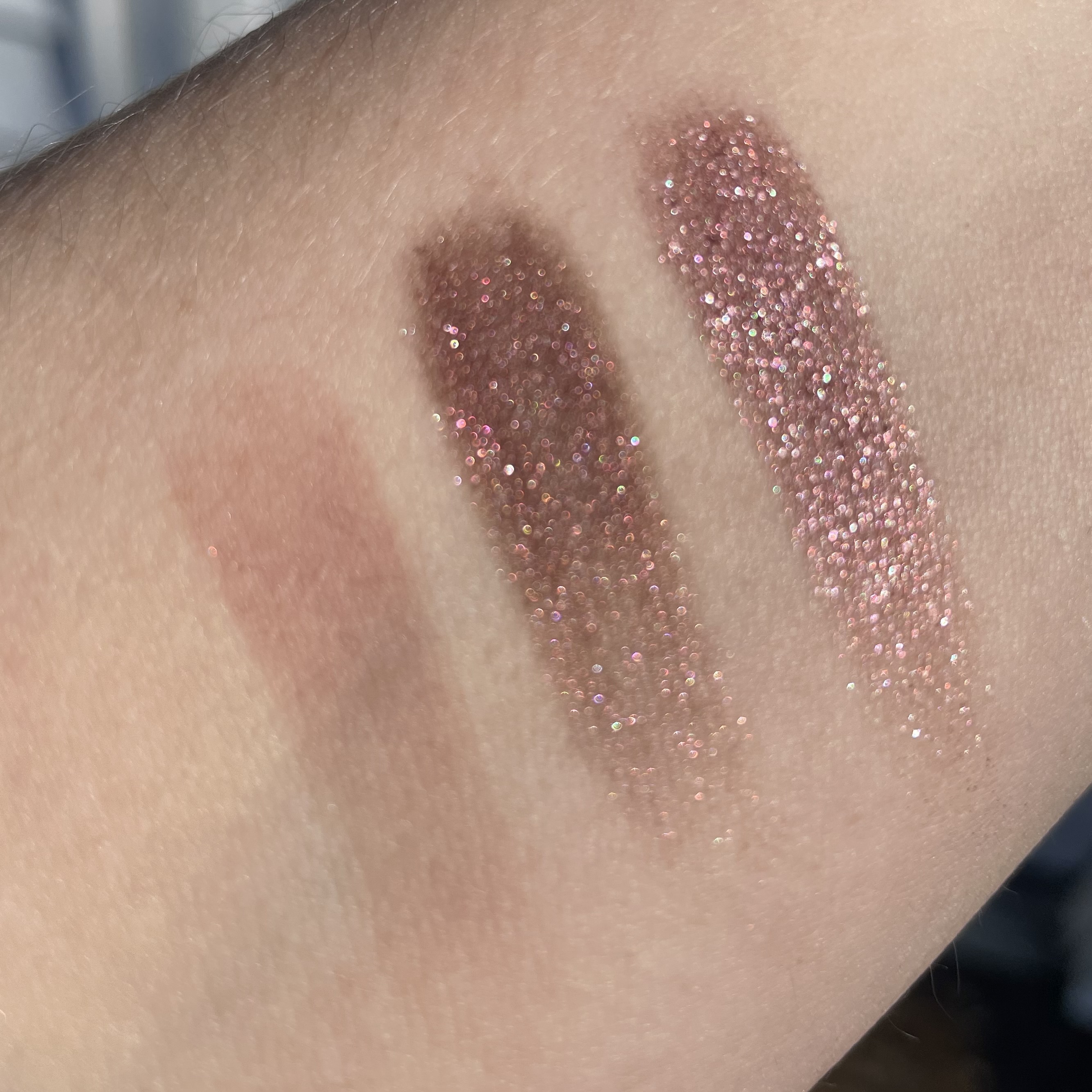 Glossier Monochromes Eyeshadow Palette in Heather – Auxiliary Beauty
