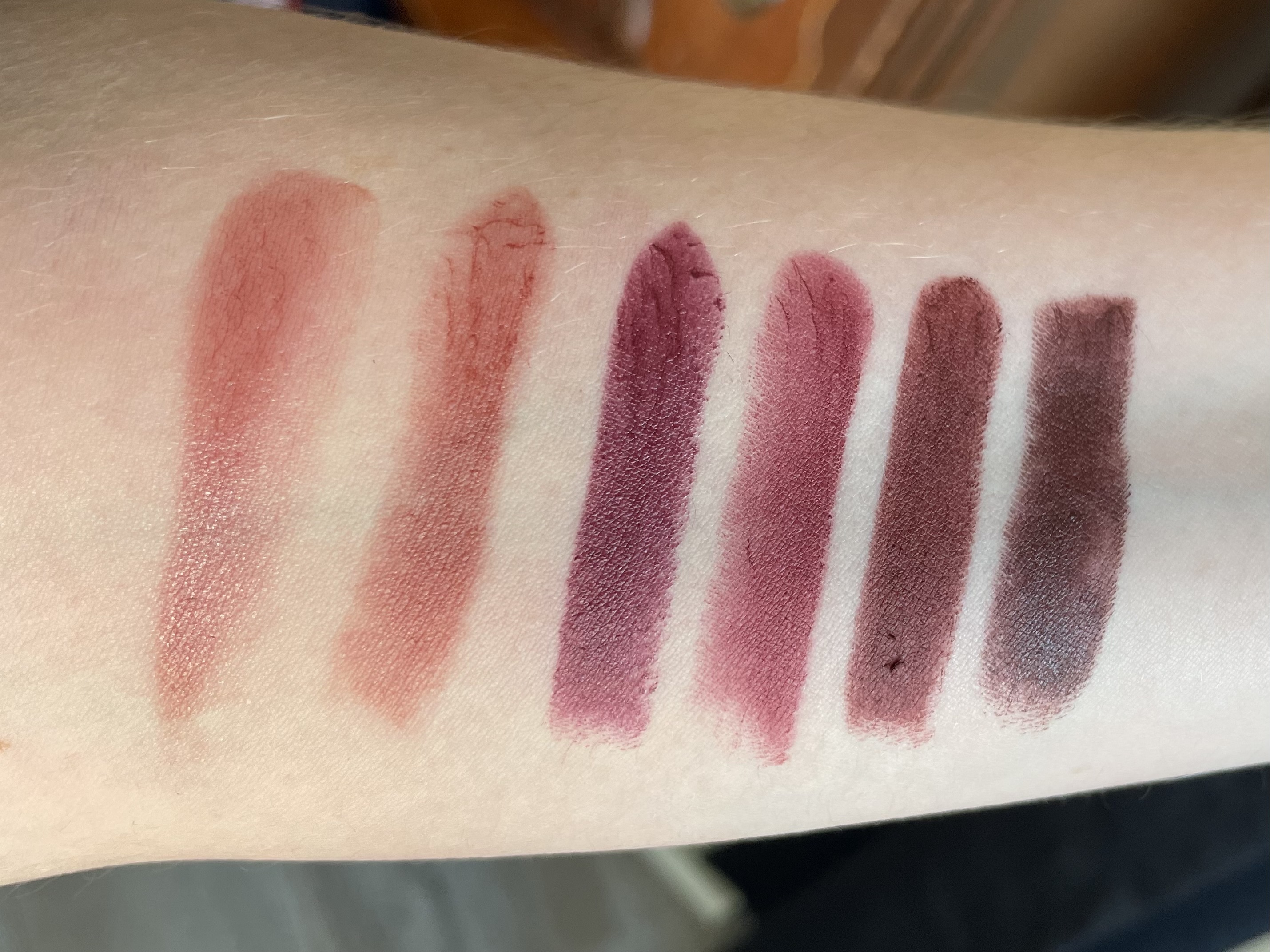 MAC MACximal Sleek Satin Lipstick in Guessing Game + Lots of MAC ...