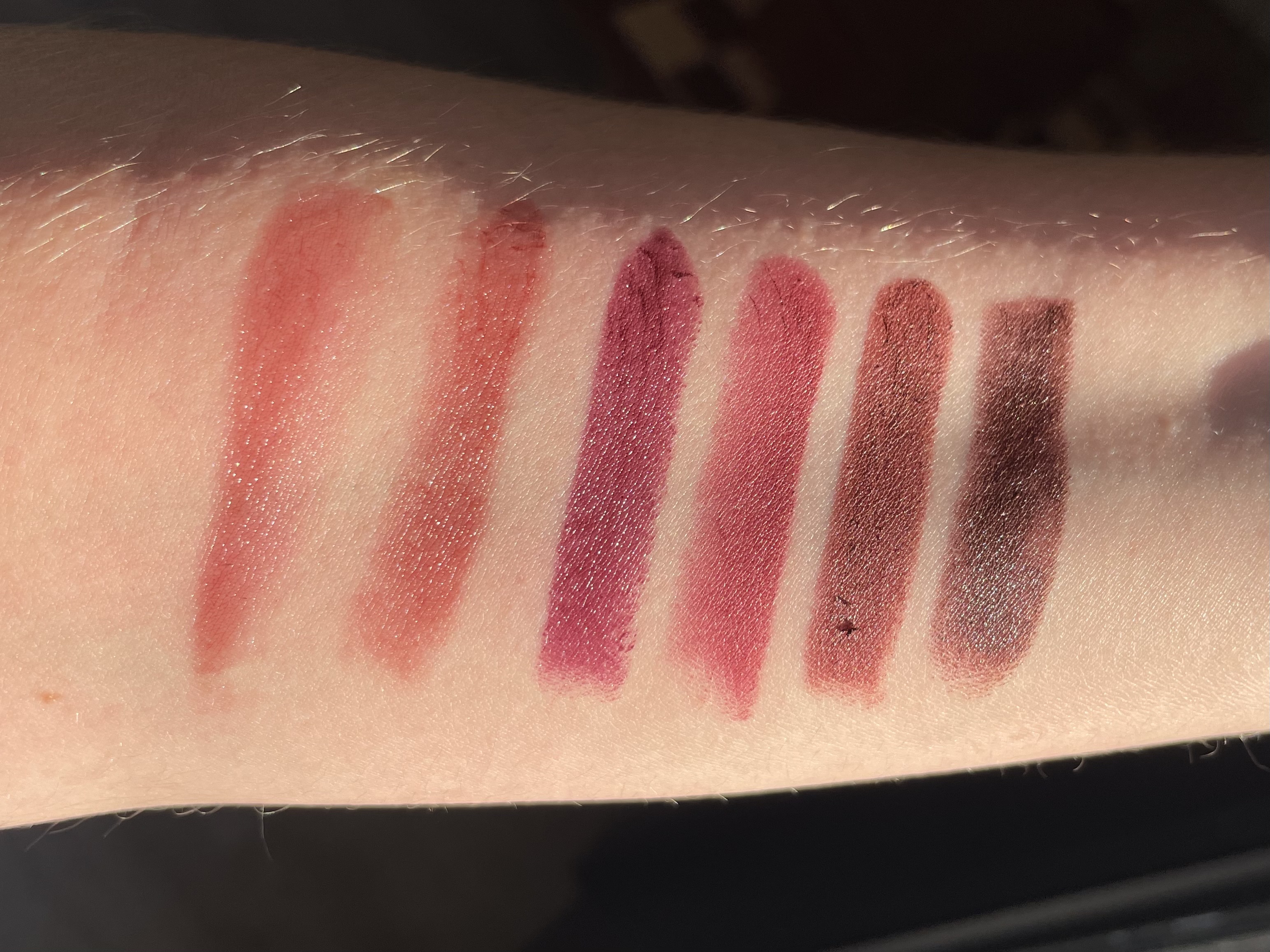 MAC MACximal Sleek Satin Lipstick in Guessing Game + Lots of MAC ...